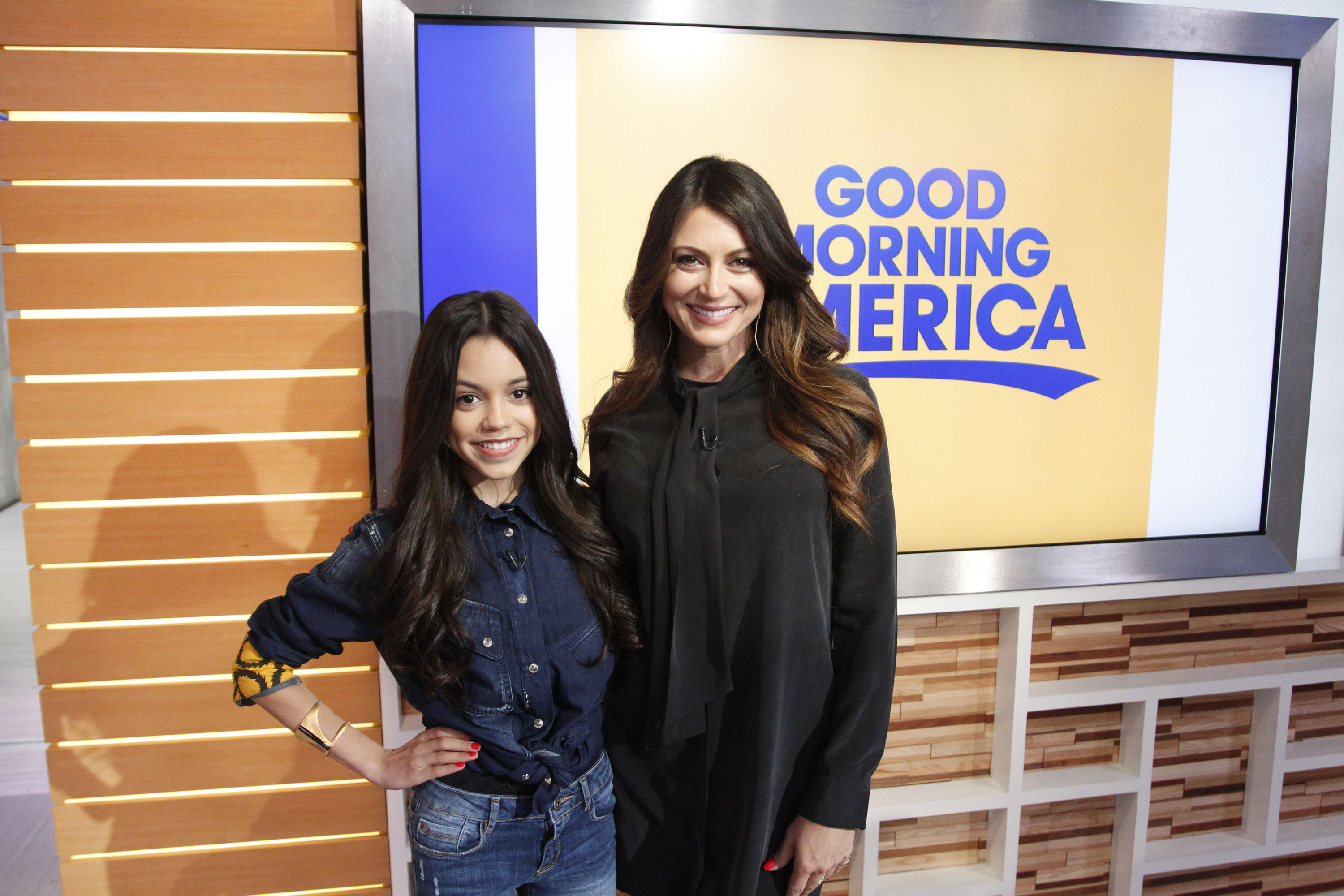 Nov 22 | Good Morning America - 005 - Jenna Ortega World - Photo Gallery