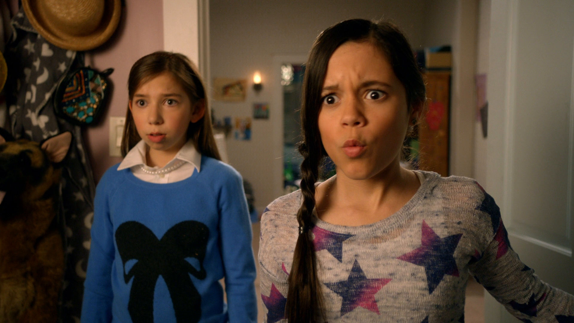 1.08 - Stuck in Harley's Comet - 166 - Jenna Ortega World - Photo Gallery