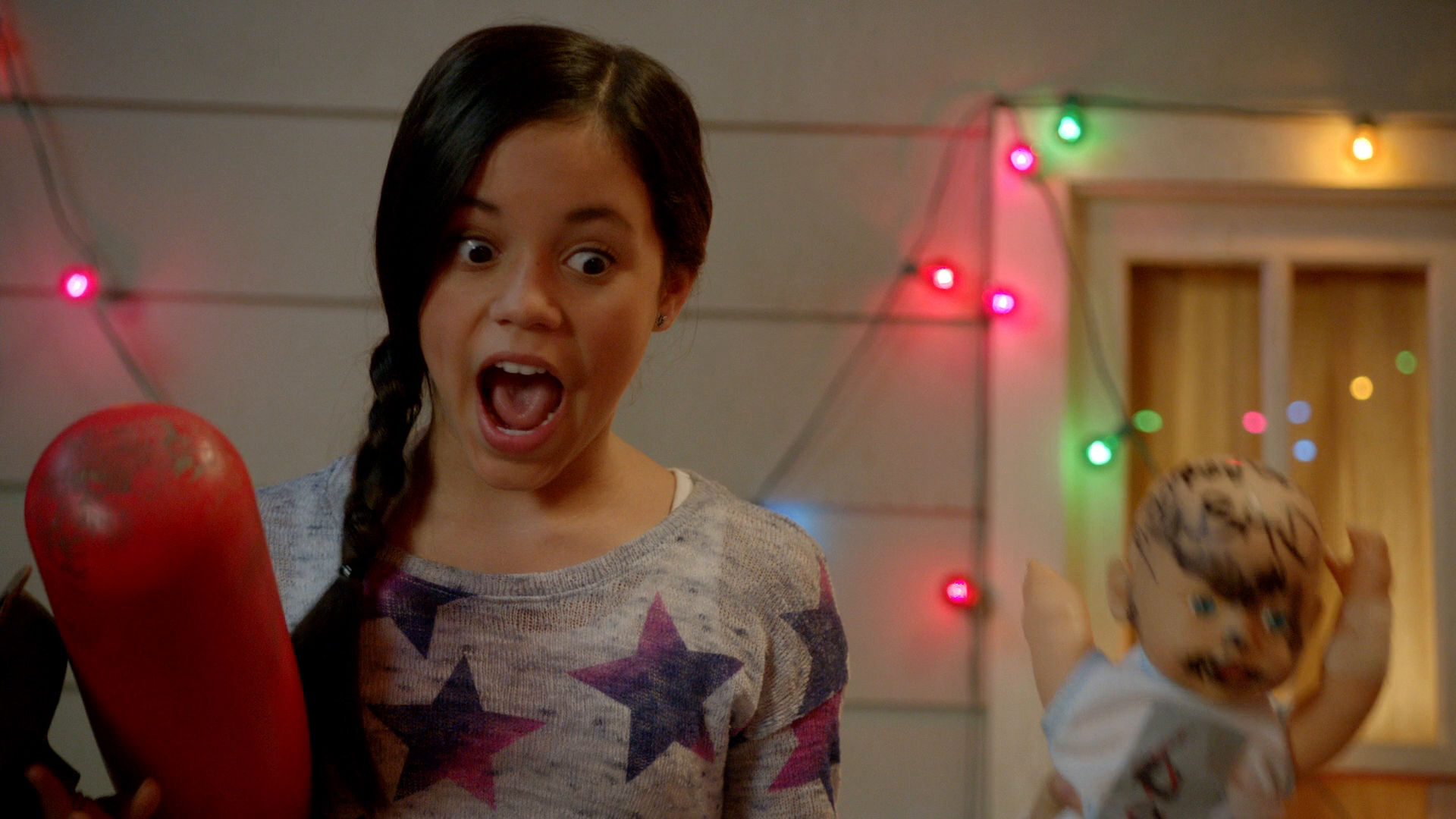 1.08 - Stuck in Harley's Comet - 340 - Jenna Ortega World - Photo Gallery